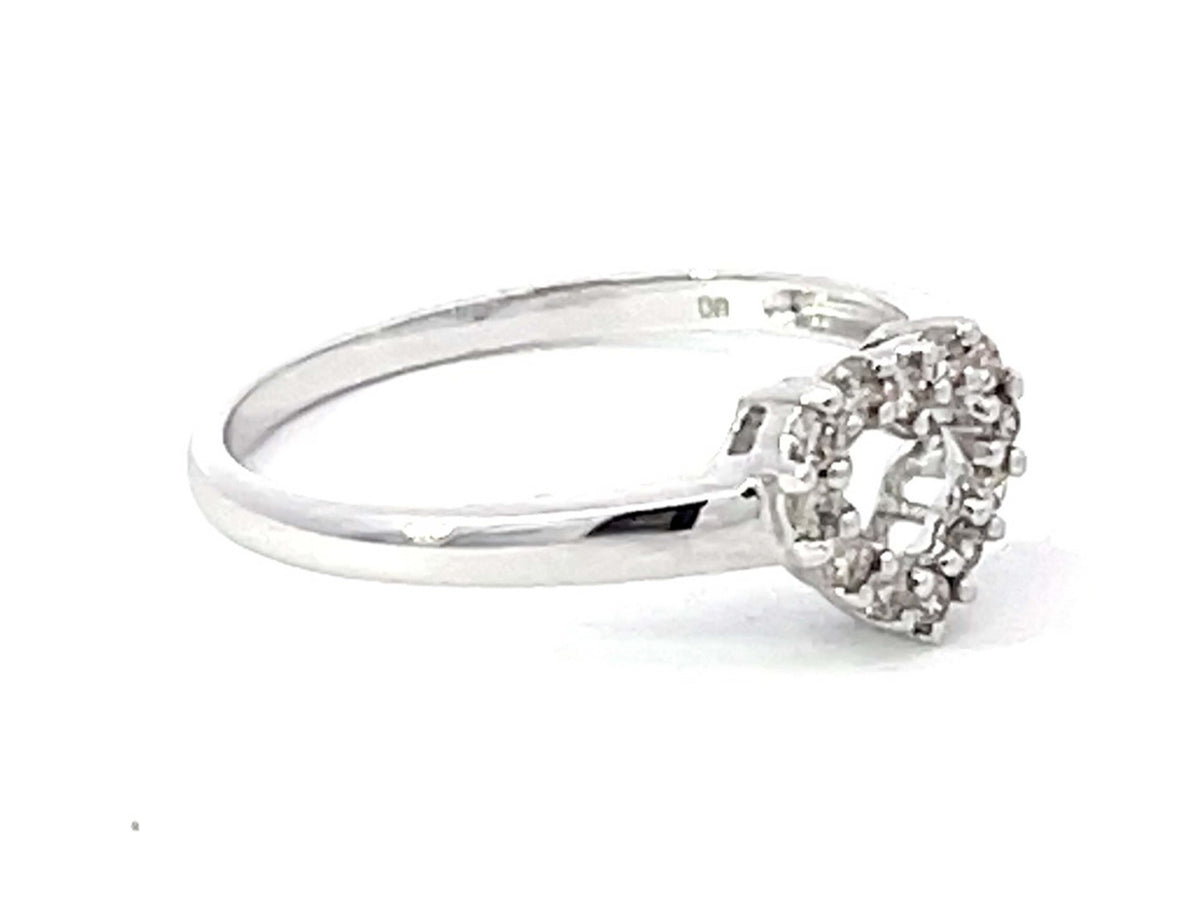 Shop 14k White Gold Diamond Heart Ring | Solitaire Jewelers – SOLITAIRE ...