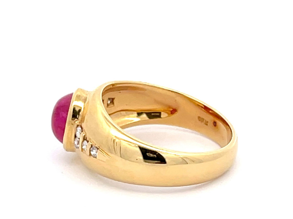 Vintage Cabochon Red Ruby and Eight Diamond Ring | Solitaire Jewelers ...